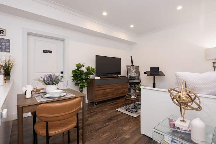 Quiet South Surrey 1br Near White Rock Beach - Surrey, BC