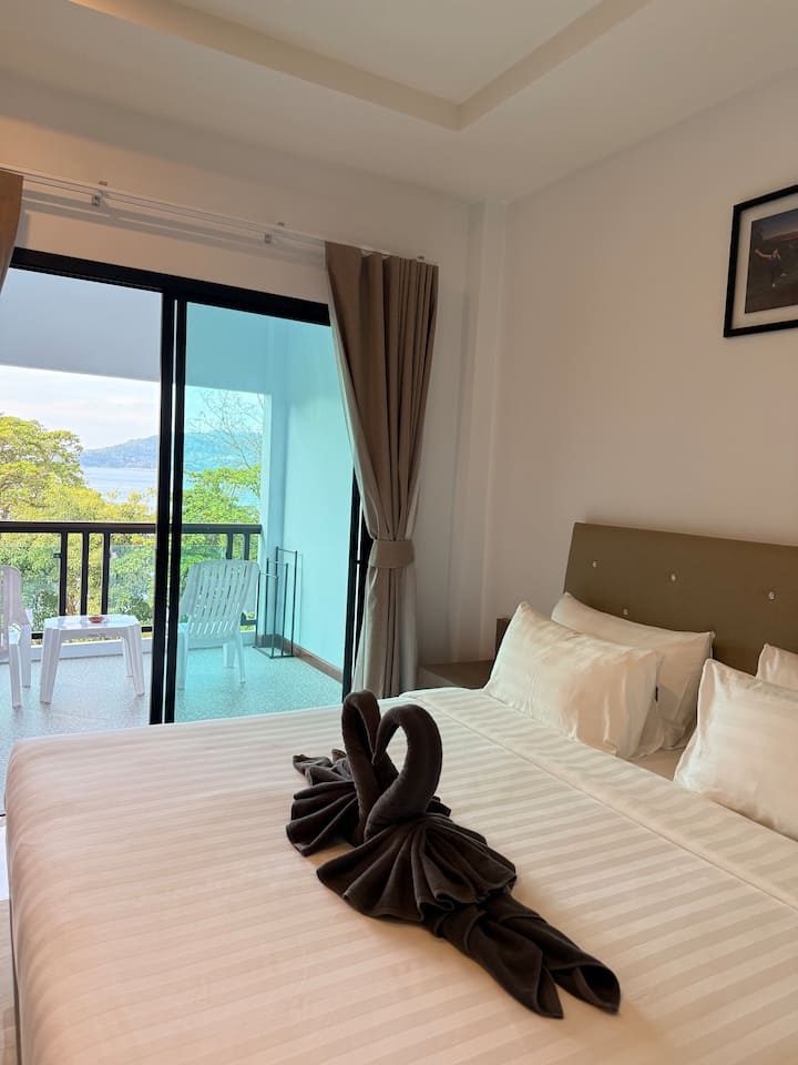 The Hideout Villa (Tri-trang Beach) - Patong Beach