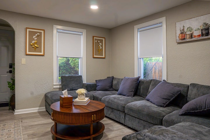 Ann Arbor Guest House - Ann Arbor, MI