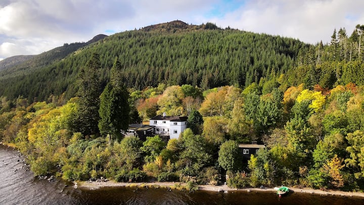 Bed In 8 Bed Mixed Dormitory With Shared Bathroom - Loch Ness