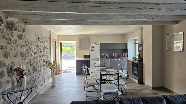 Maison Savoyarde Moderne Et Tout Confort. - Bonneville