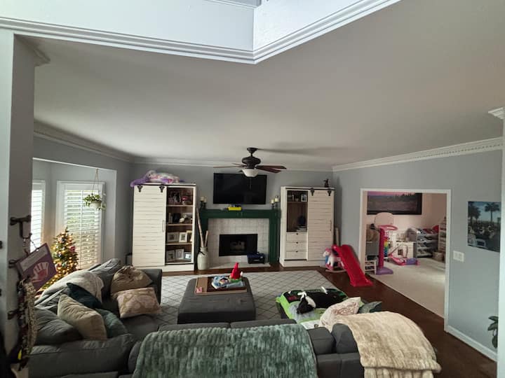 City/suburb Retreat - Brookhaven, GA