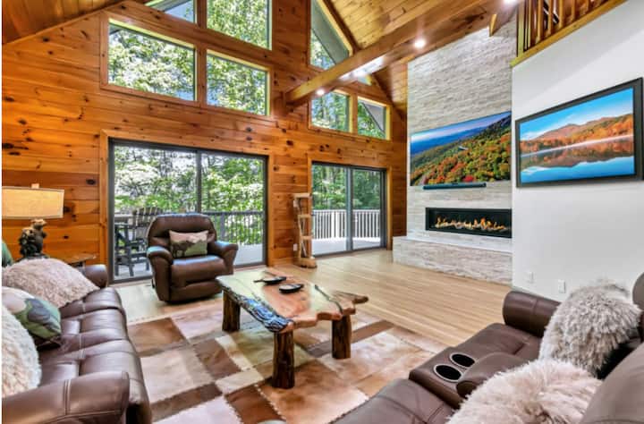 Pvt Mtn Cabin Beary Kozy Salt Hot Tub/hike/bike! - Banner Elk, NC