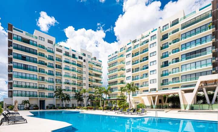 Beautiful/cool/resort Amenities. - Playa del Carmen