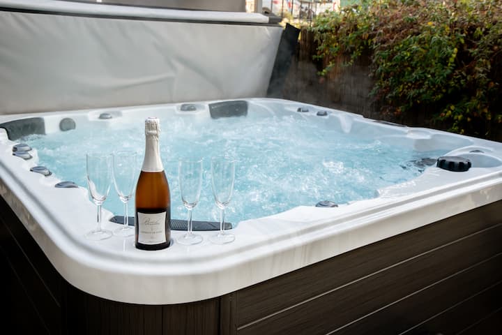 Nouveau*jacuzzi*la Maison Du Ruisseau*loire* - Gennes