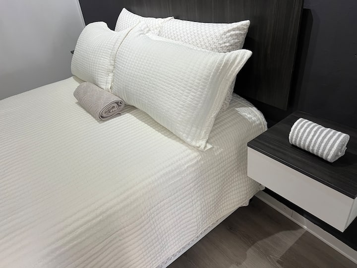 Las Fuentes Point Redondel Masferrer #5 - San Salvador