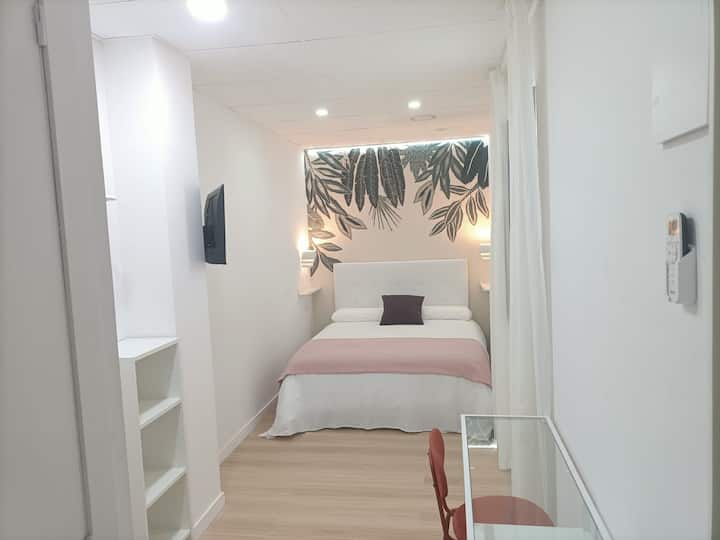 Pgr411 Estancia Con Encanto Y Baño En Suite - L'Hospitalet de Llobregat