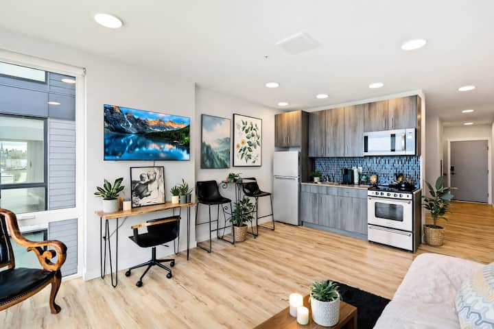 Micro Loft W/elevator· Rooftop Deck · Tacoma Dome - タコマ, WA