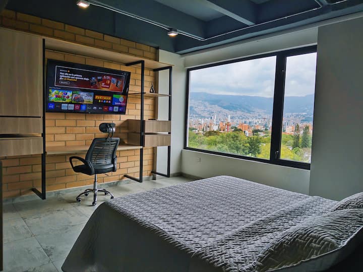 Skyline View • A/c • Double Glazing • Top Location - Medellin, Antioquia, Colombia
