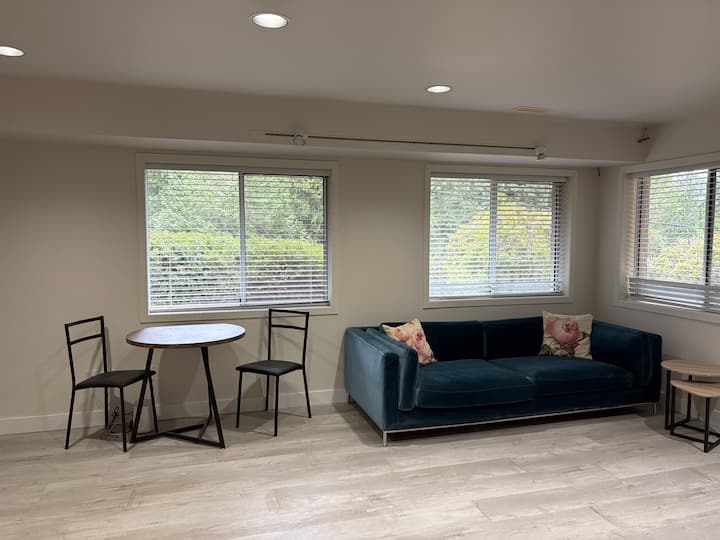 The Cozy Nook - Sunshine Coast