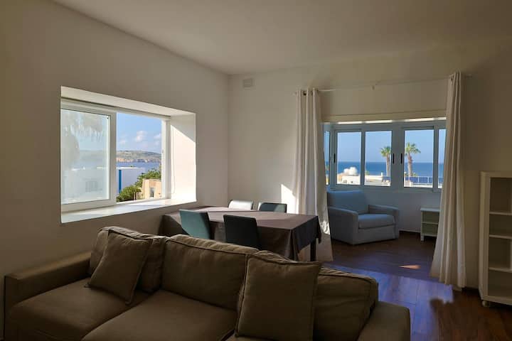 Seaview Escape With Pool Access - Malta