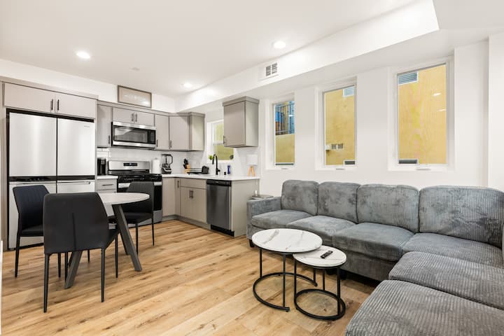 Modern 3br Getaway • Prime Weho Location - West Hollywood, CA