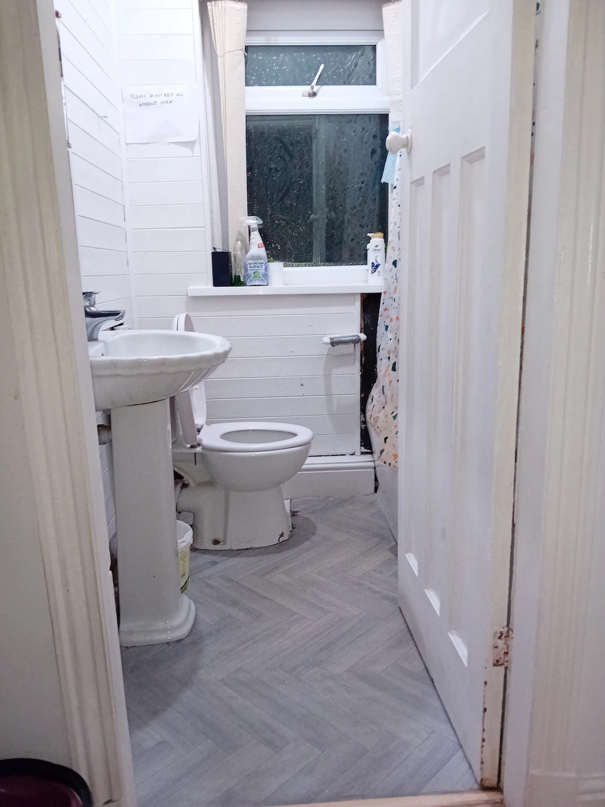 Ashian House - Houses for Rent in Longsight, England, United Kingdom ...