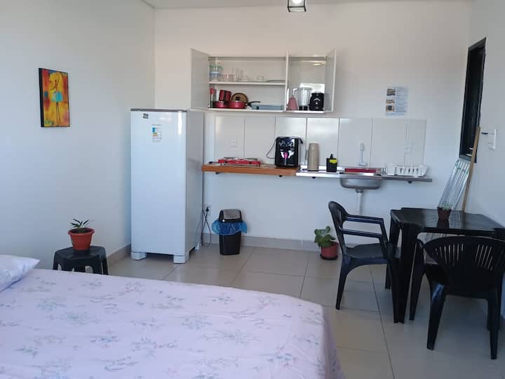 Studio Completo, Ar, Tv, Wifi, Perto De Tudo. - Porto Seguro