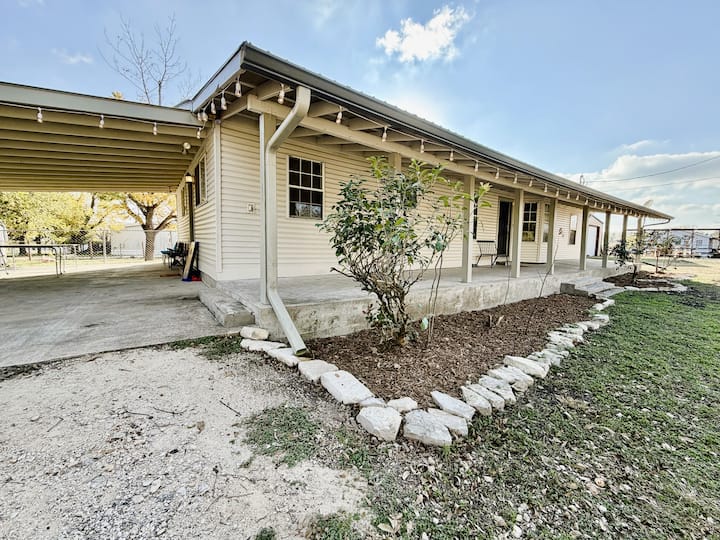 Countryside Acres - San Marcos, TX