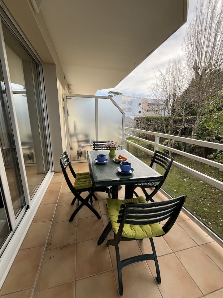 Appartement Avec Balcon – 2 Min De La Plage - Carnac