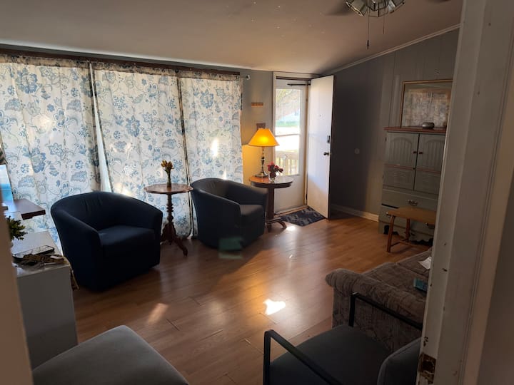 Very Nice Three Bedroom One Bath House - Kenner, LA