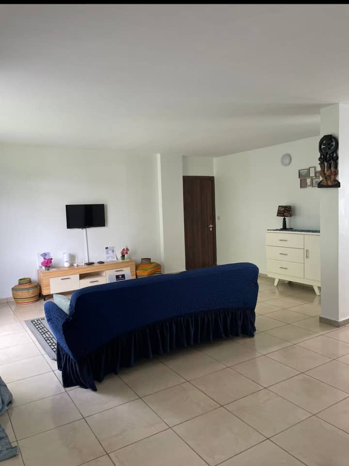 Am Logement: Appartement 3 P à 5 Min Du Plateau - Abidjan