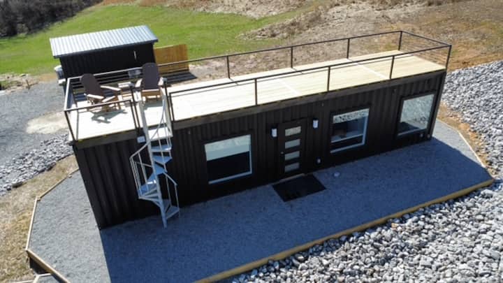 The Cardinal- Shipping Container Home In Athens - Athens, OH