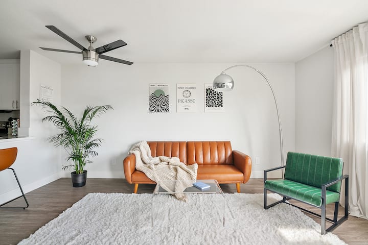 Stylish 1 Bd La Jolla/mountain City Views/parking - San Diego, CA