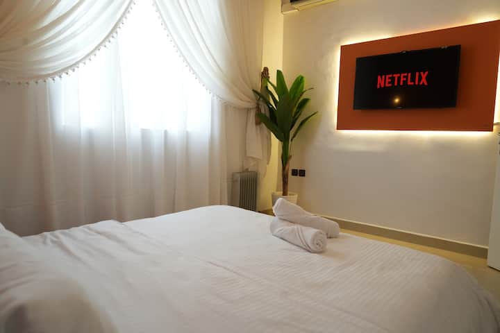 Grand Appartement Traditionnel Et Moderne - Tanger