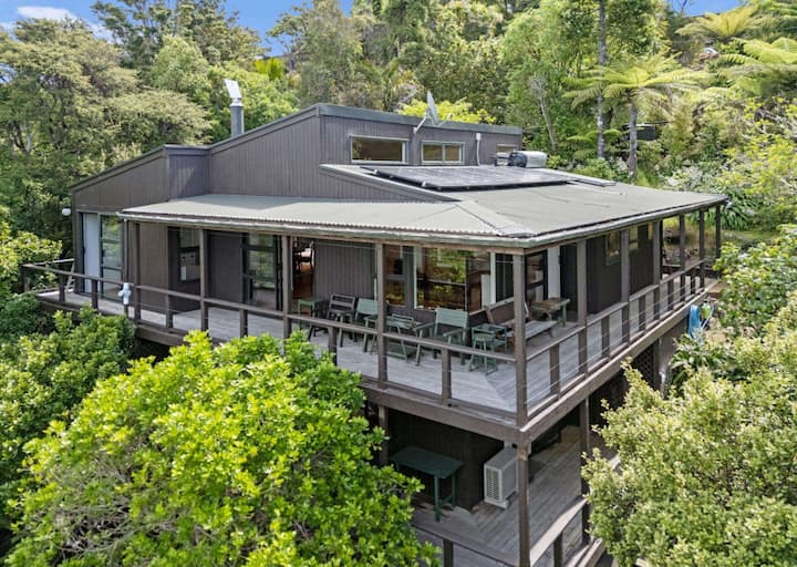 Bella Vista Treehouse - Waiheke Island