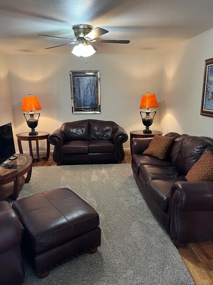 Reddens Roost - Vernal, UT