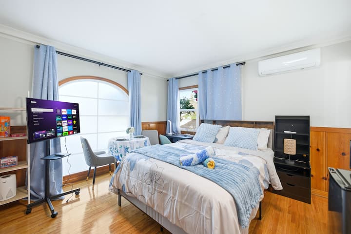 Designer Chic Studio | Work-friendly&private Gate - Arcadia