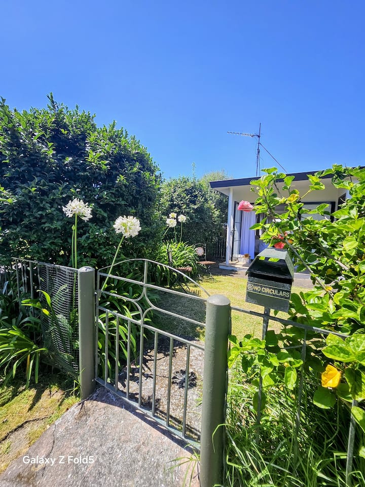 Coastal Garden Cottage - マウント・マウンガヌイ