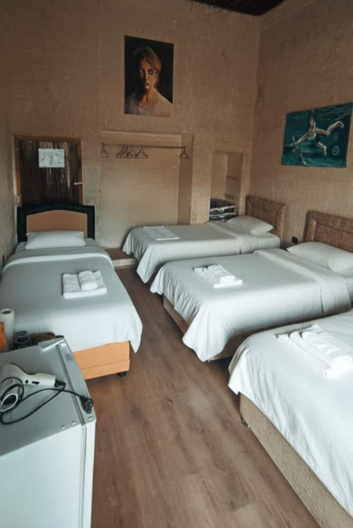 Kapadokya'da 10 Kişilik Taş Oda - Cappadocia