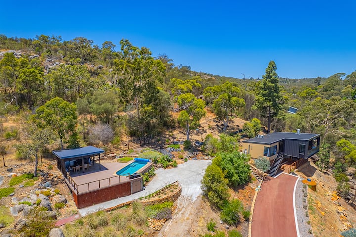 The Quarry's Edge, Hilltop Luxury - Kalamunda
