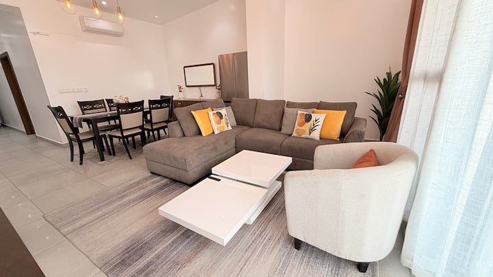 Kintambo Modern 2br With En-suite Bathrooms & Gym - Kinshasa