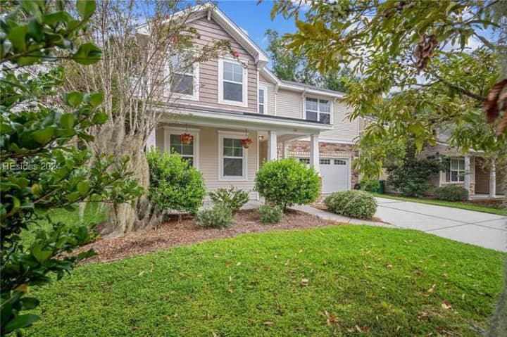 Warm, Lowcountry Home For The Entire Family! - Beaufort, SC