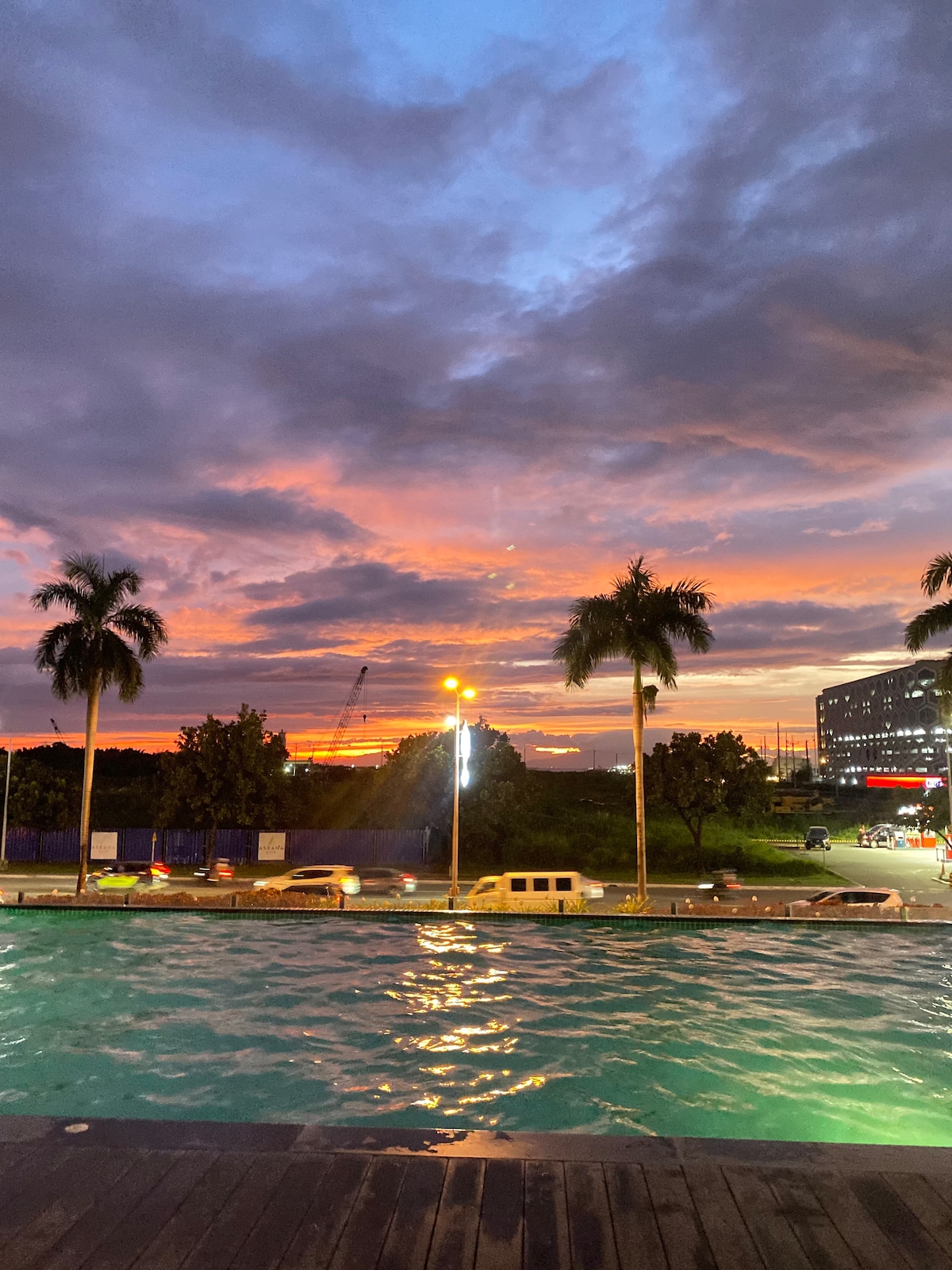 Monarch Park Suites (BP) - Hotels zur Miete in Parañaque, Metro Manila ...