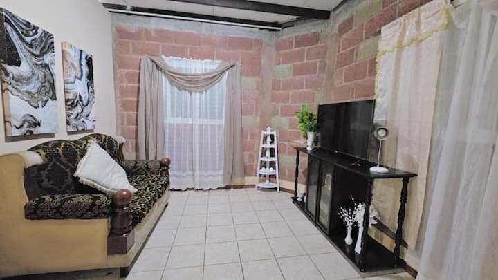 Apartamento En Colonia Kennedy - Tegucigalpa
