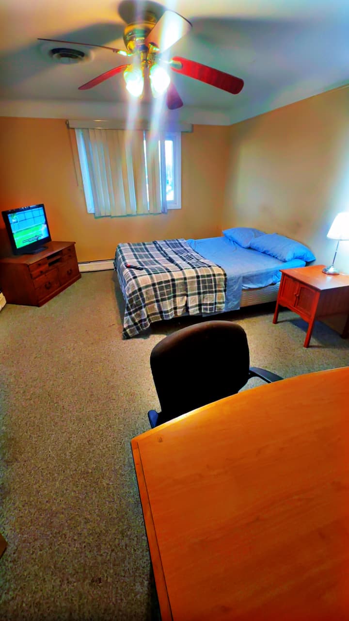 Second Bedroom - Dearborn, MI