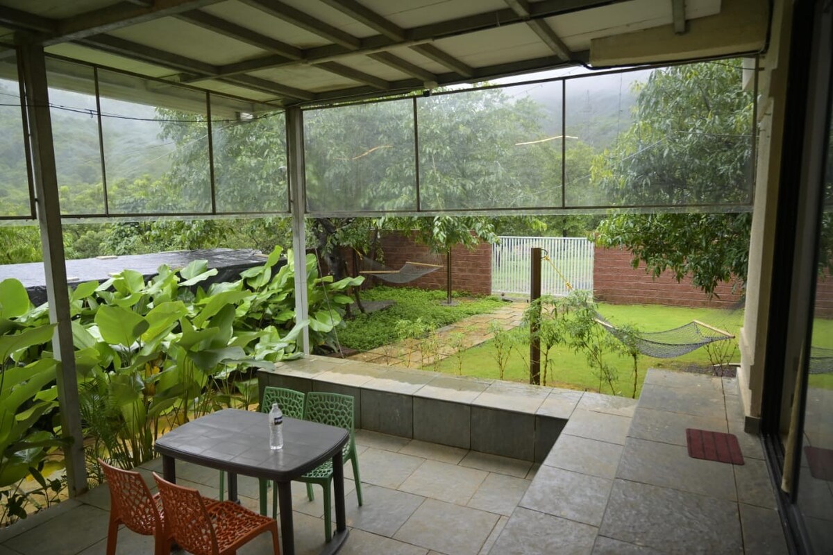 Chambre familiale de luxe 2 avec vue sur la colline à Tamhinighat ...