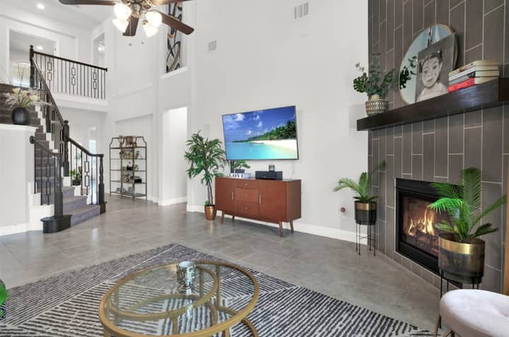 Luxurious Modern Stay- Excellent Location - McKinney, TX