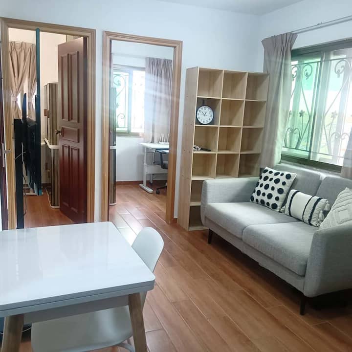 Cozy And Lovely Flat With Balcony@tai Po - Fanling