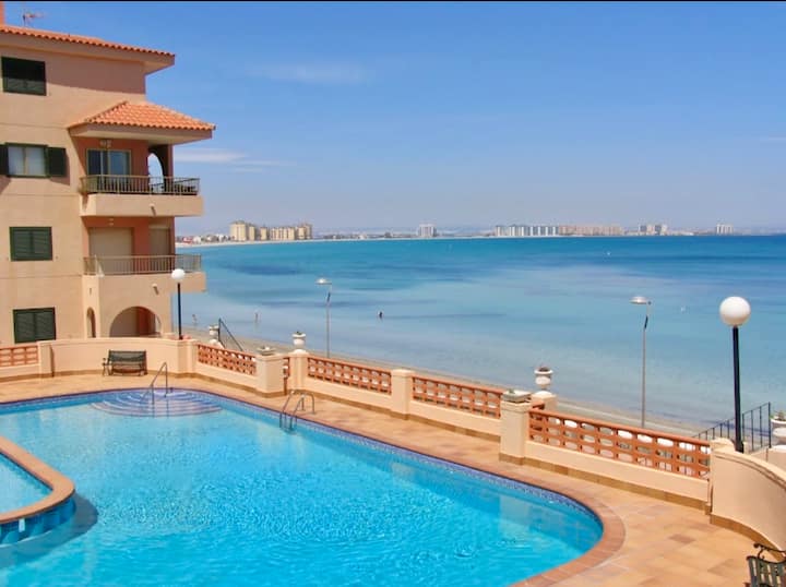 Beachfront 3br Condo W/ Pool Views | Sleeps 10 - La Manga del Mar Menor