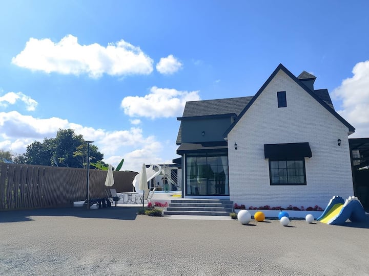 Private House With Swiming Pool - Chiang Rai