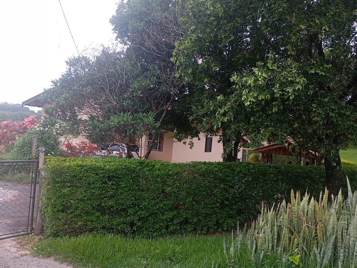 Chácara Com Piscina, Churrasqueira E Muito Espaço - Piracicaba