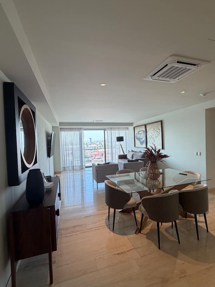 Depa Amplio De Lujo Alberca | Gym | Superubicado - Santiago de Querétaro