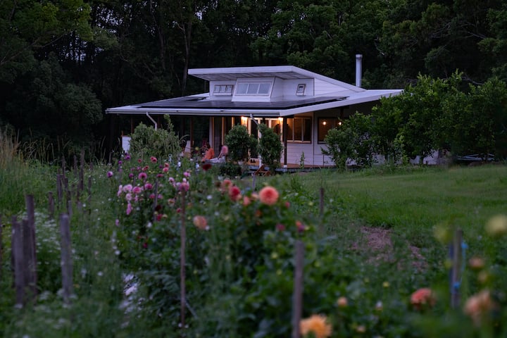 Autarky Farm Stay - Australia