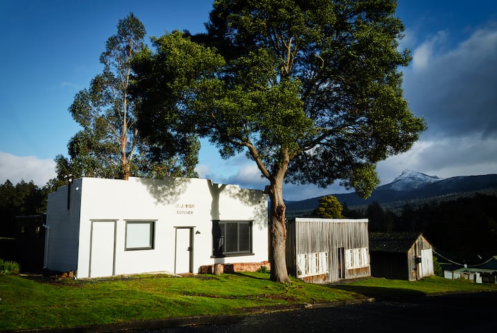 The Butcher's Block. Maydena, Tasmania - Maydena