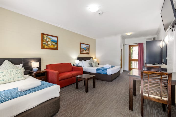 Sanctuary Resort Family Twin - Coffs Harbour