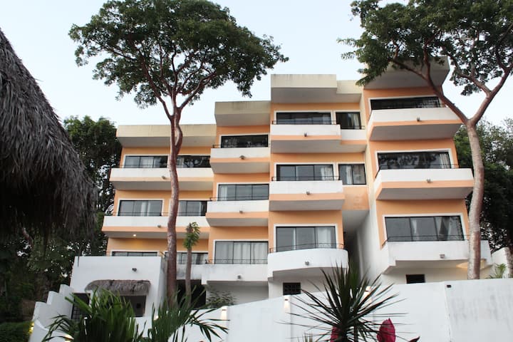 Habitacion #12 Ubicada En La 3ra. Planta - México