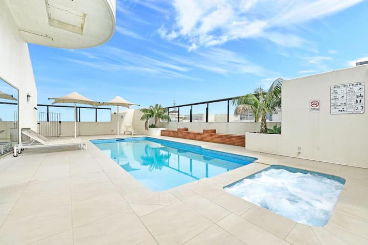 Ivory Atelier | Cbd World Square W Pool + Parking - Sydney