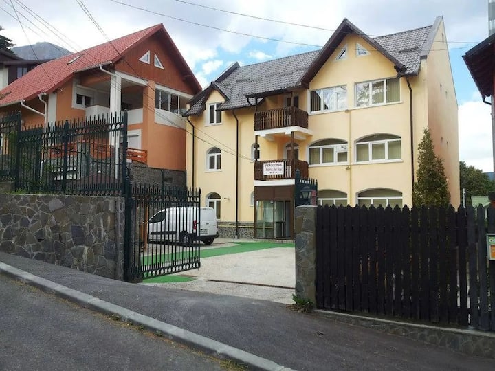 Pensiune - Bușteni