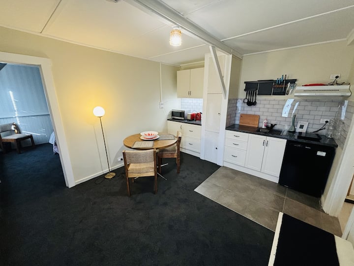 Apartment In Central Glenorchy - Hobart